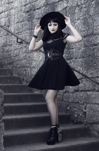 Pièces incontournables et code du style vestimentaire gothique